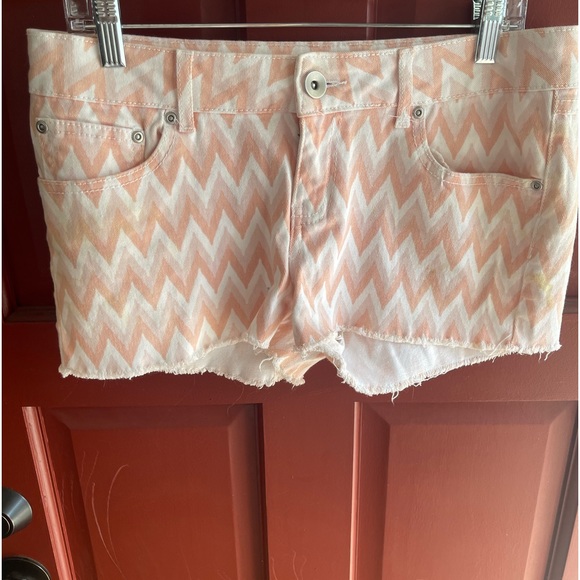 Mudd | Shorts | Brand New Mudd Orange And Off White Patterned Jean ...